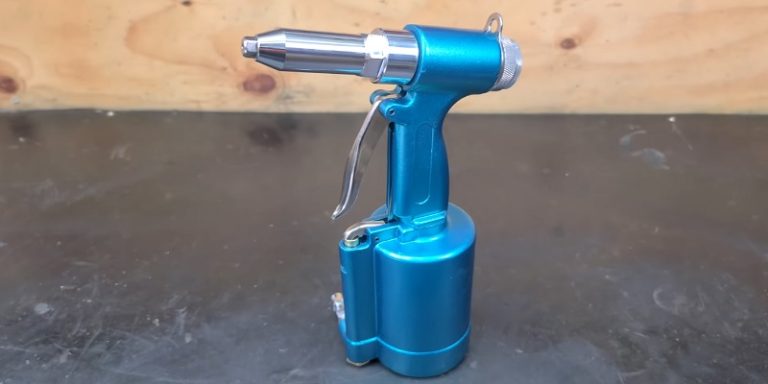 How Does A Pneumatic Rivet Gun Work?